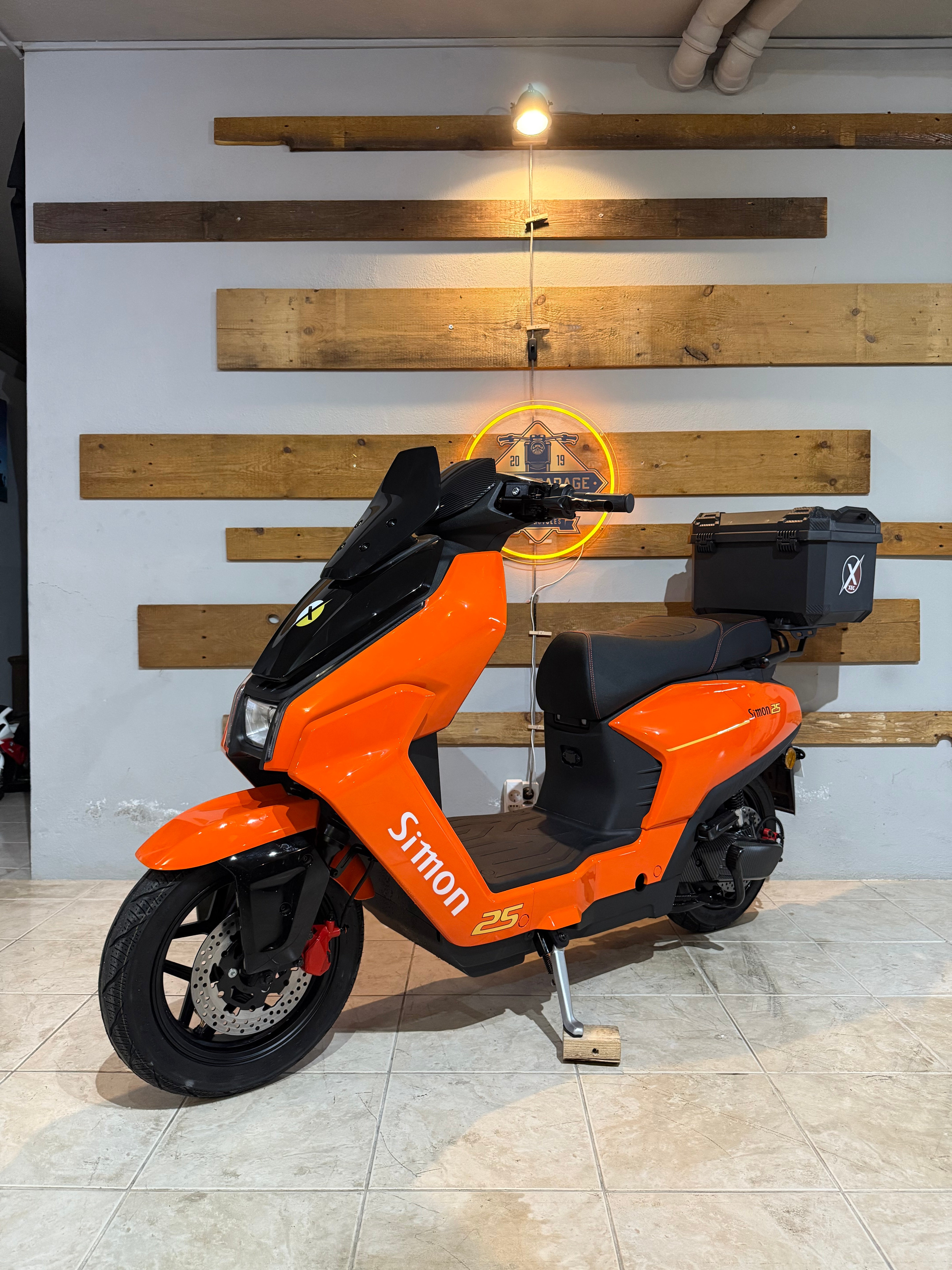 Scooters Elétricas Sem Carta – Porto Crazy Garage